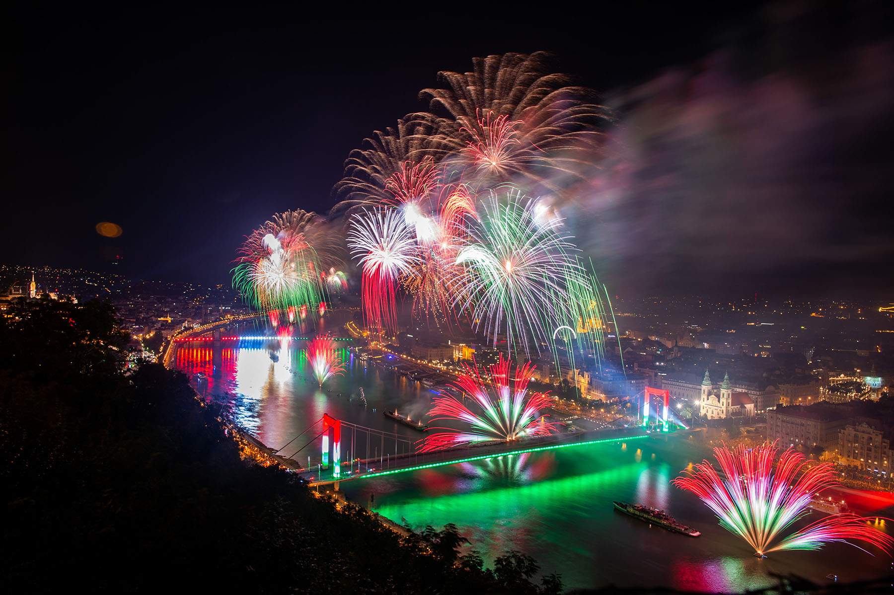 Robe for St Stephen’s Day Spectacle in Budapest - A1 Lighting Magazine