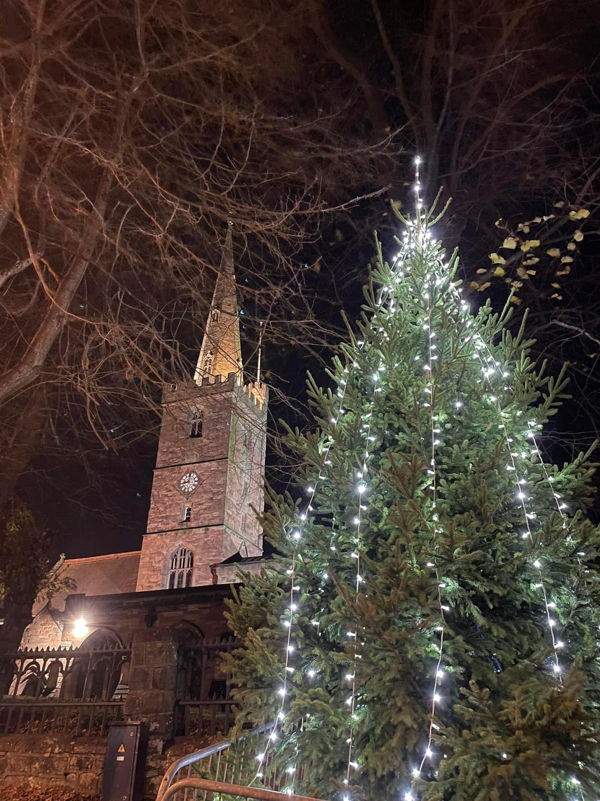 Local family-run business light up Halesowen with Christmas light ...